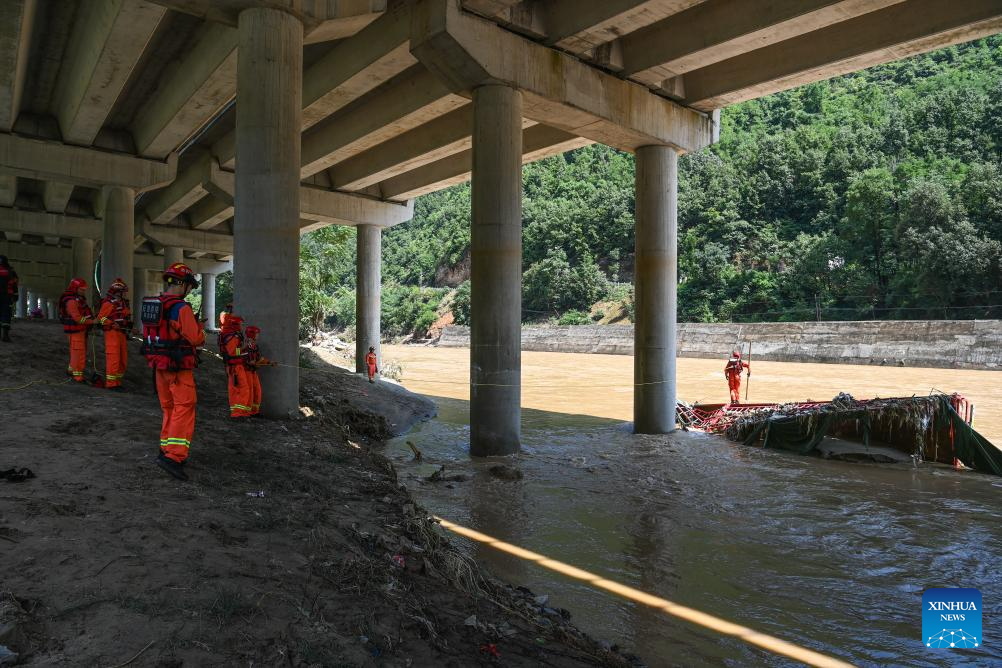 12 dead, 31 missing after China bridge collapse amid torrential rain-Xinhua