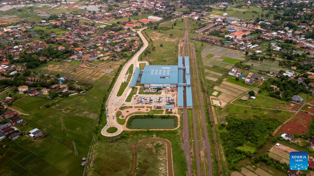 Laos-Thailand cross-border passenger train service starts operation-Xinhua